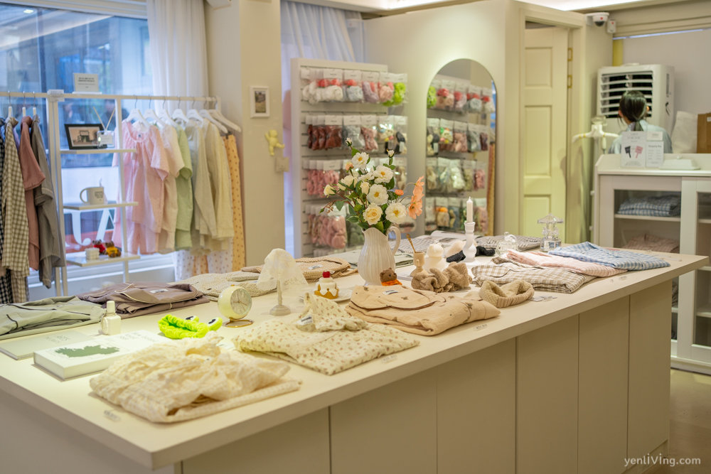 【首爾旅遊】首爾延南洞JUUNEEDU睡衣店，韓系質感睡衣與居家服套裝｜首爾延南洞人氣店家 - 吃吃旅行｜Yen的邊走邊說